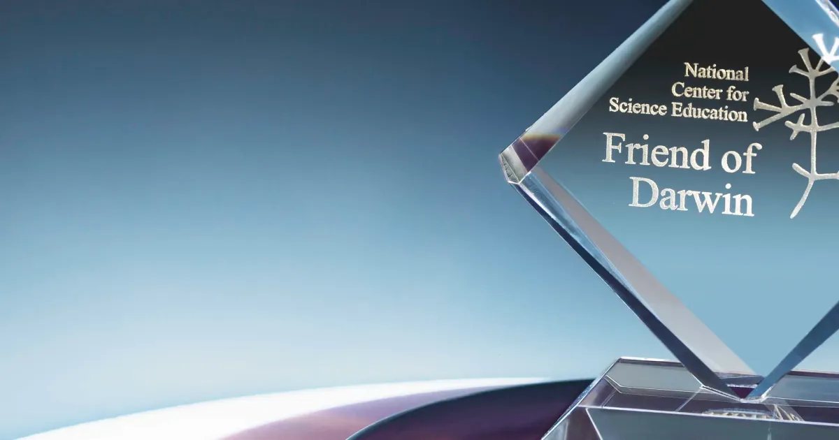 Friend of Darwin 2024 awarded to Kostas Kampourakis | AGP